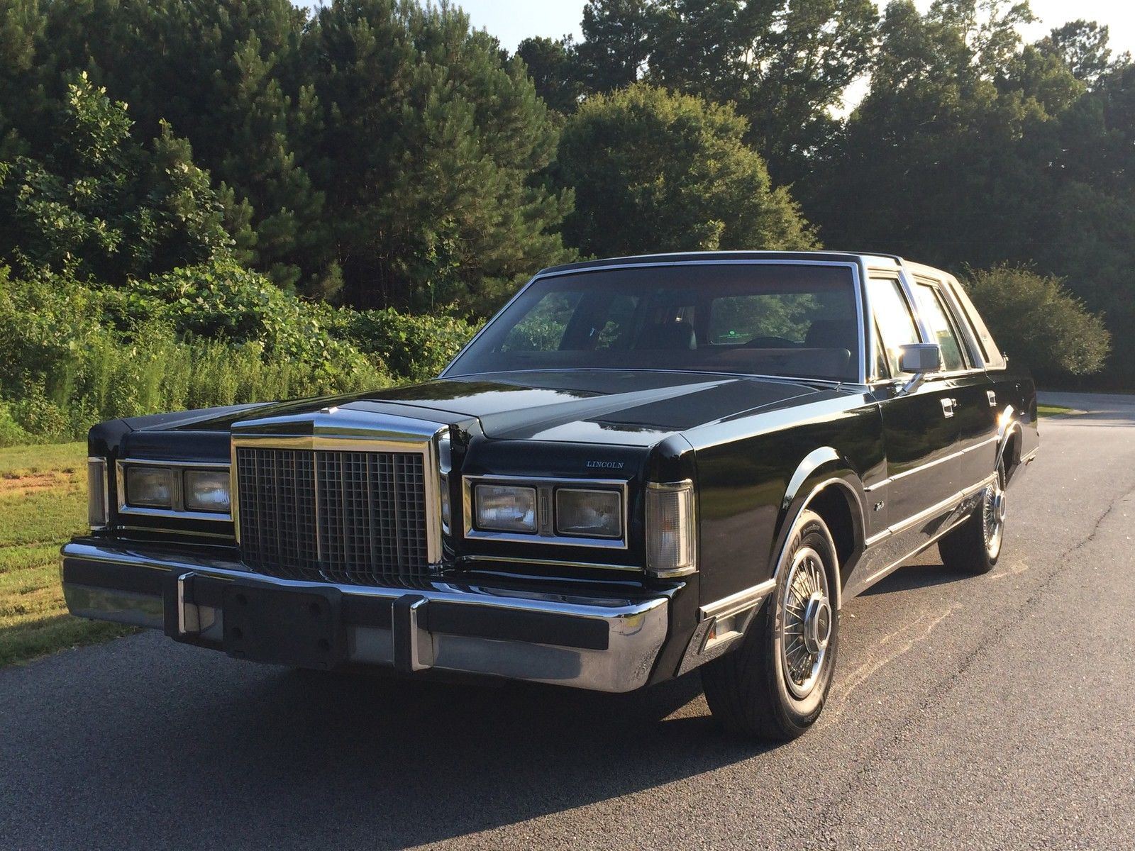 1986 Lincoln Town Car na prodej