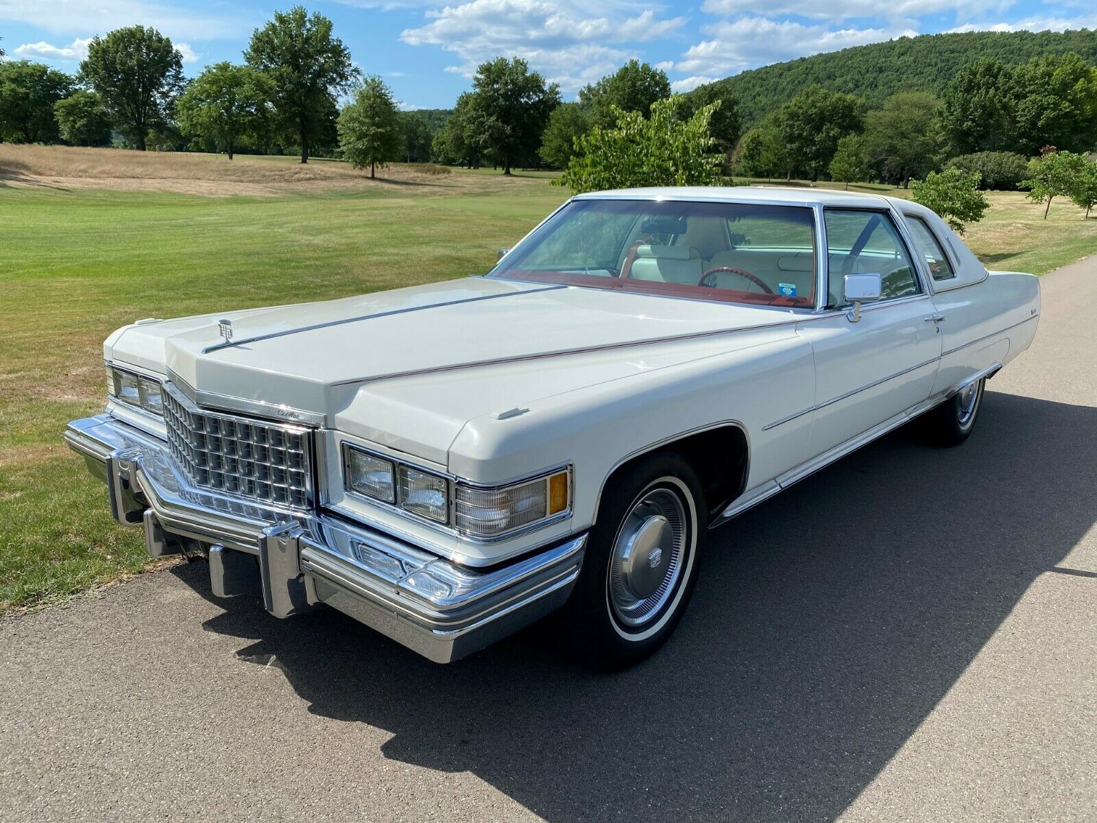 1976 Cadillac DeVille Coupe na prodej