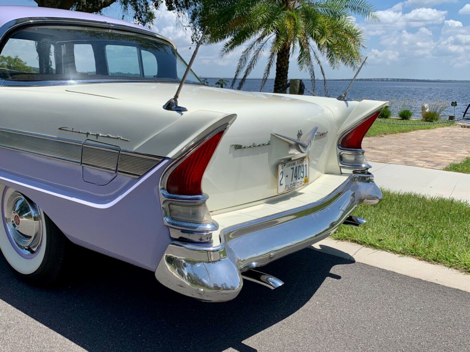 1957 Packard Clipper na prodej
